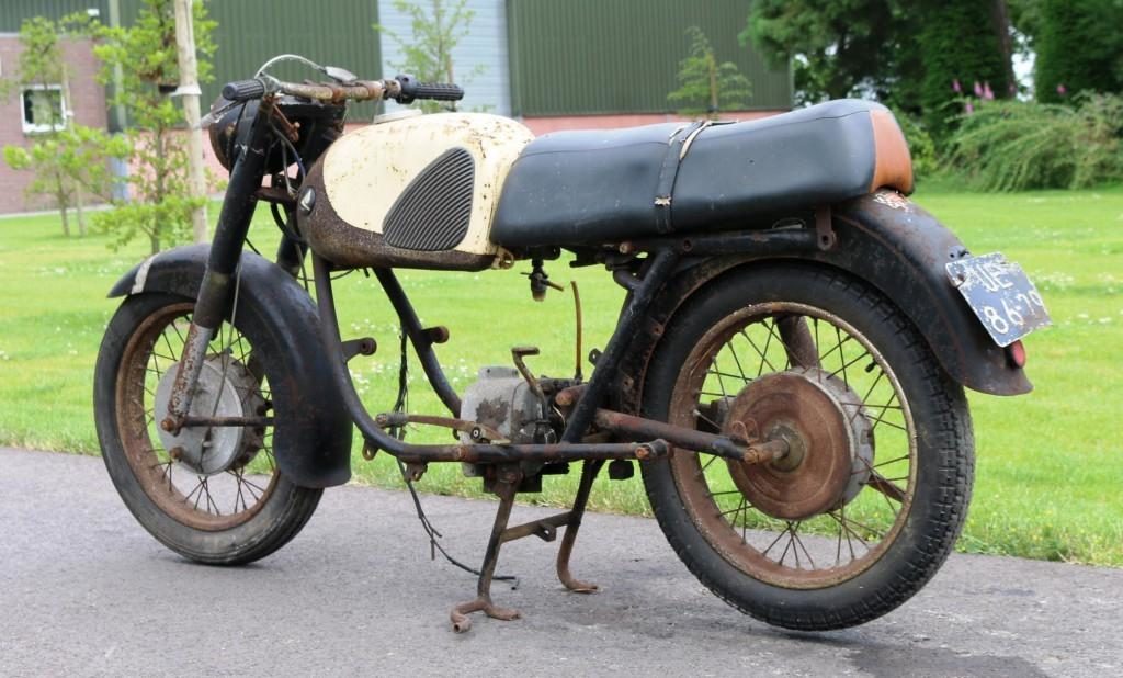 Lilac. Van Marusho. Het waren flops – Auto Motor Klassiek – tijdschrift ...