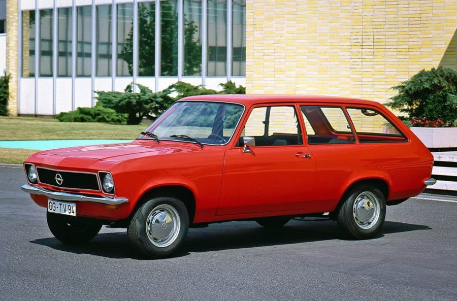 Opel Ascona A. Succesvolle troef in de jaren zeventig middenklasse
