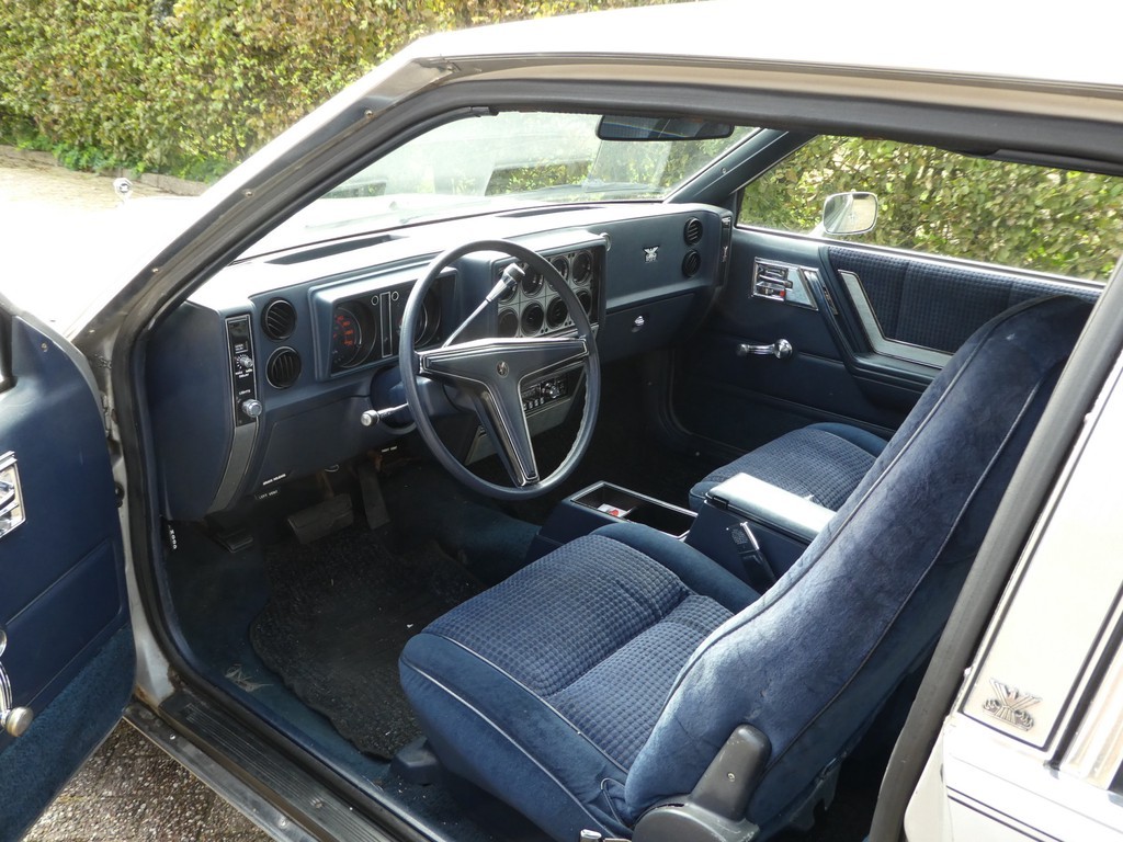 Pontiac Phoenix: box upon box – De compacte Amerikaan