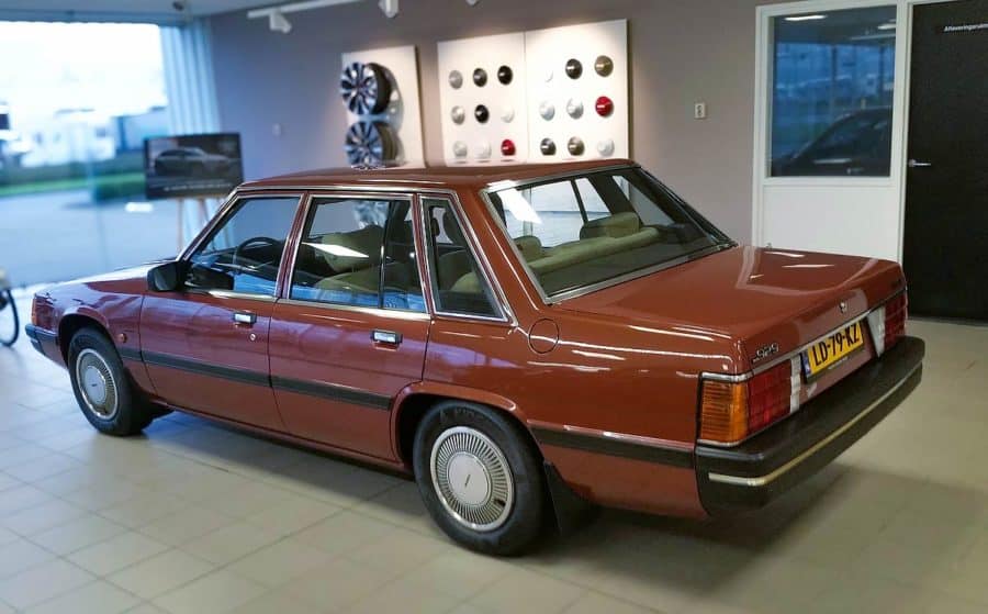 Mazda 929 (1984) Een Japanse parel voor Joop – Auto Motor Klassiek ...