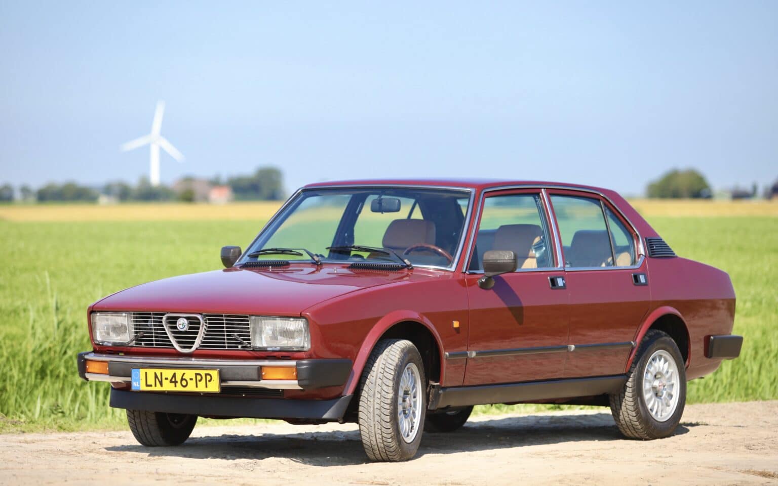 Alfa Romeo Alfetta 2.0 Trintignant. Ziņojums AMK 11-2025 – Auto Motor ...