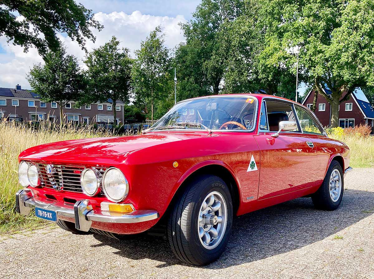 Alfa โรเมโอ 2000 จีทีวี (1973) – Auto Motor Klassiek
