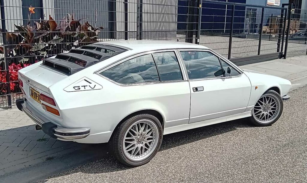 ALFA ROMEO ALFETTA 2000 GTV Coupé (1978) A captivating model for Philip ...